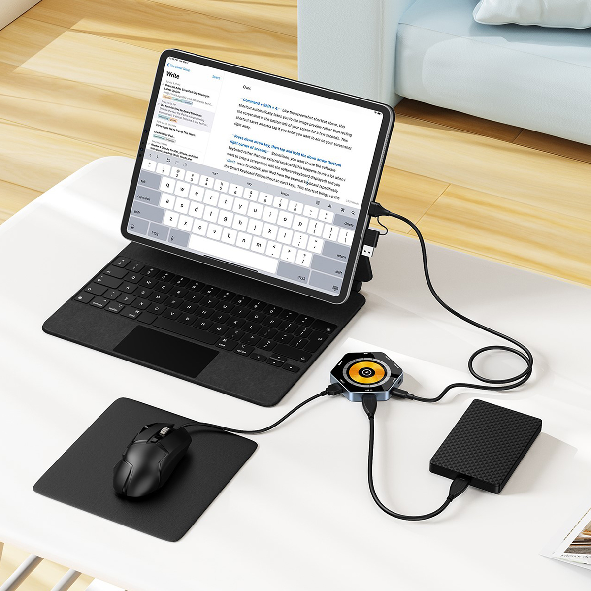Hexagon Shaped 15W Magnetic Fast Wireless Charger, USB Hub and Card ...