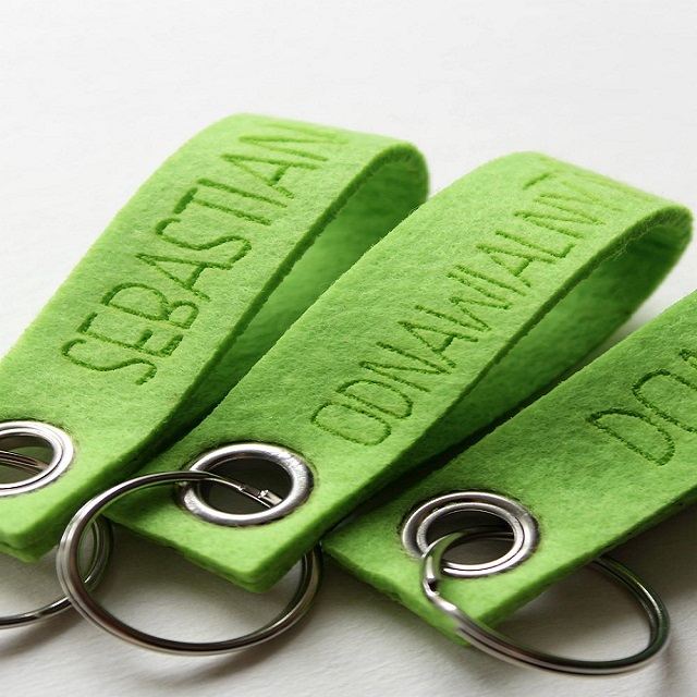 Metal Ring Felt Key Chain - MRFK-001 | www.mcmspecialties.com